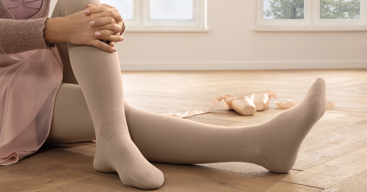 New to the Juzo Expert range: 90° Foot / additional instep stitching ...